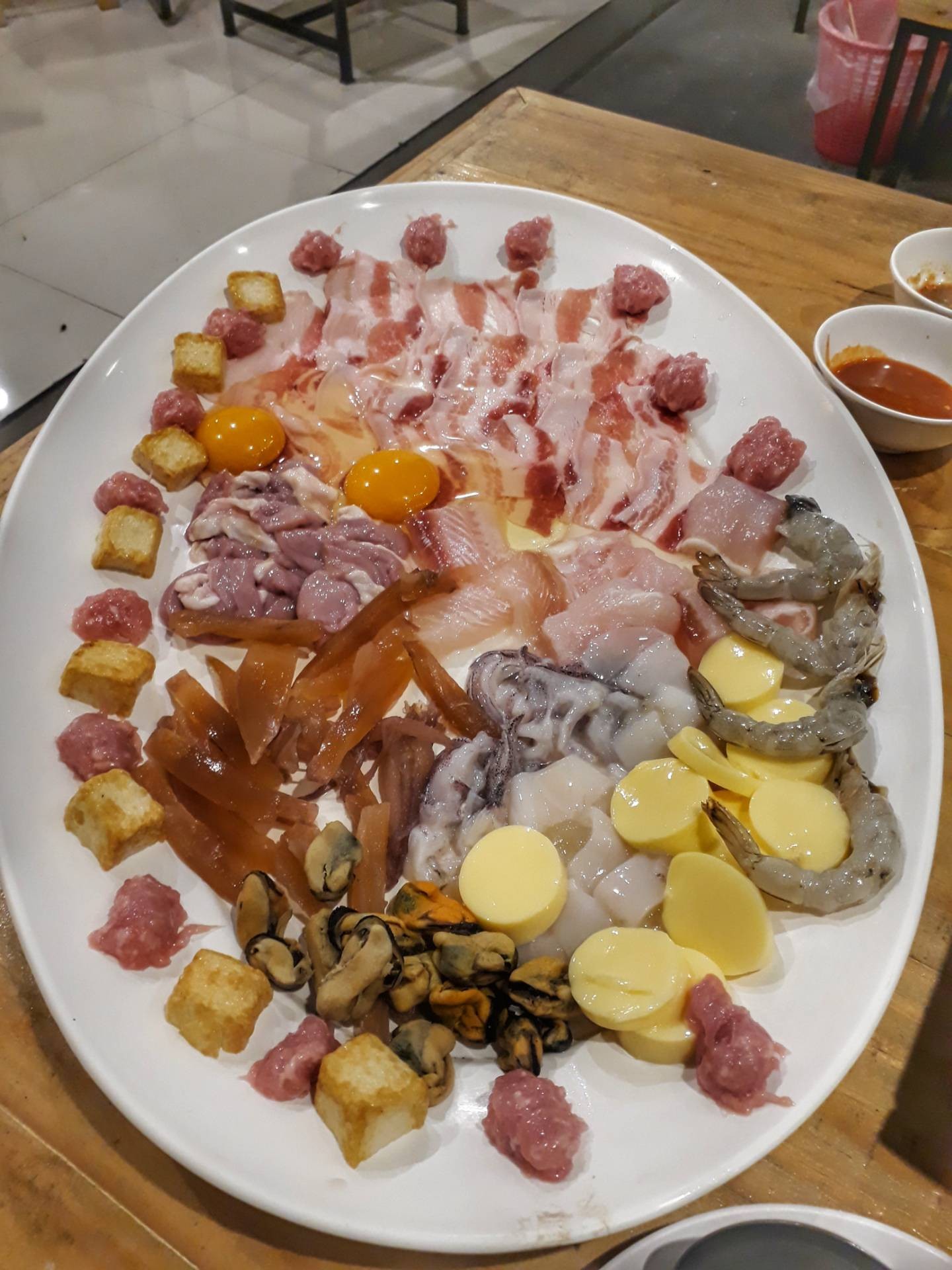 รีวิว HELLO PIG HOT POT - อร่อย สะอาด โดนใจ