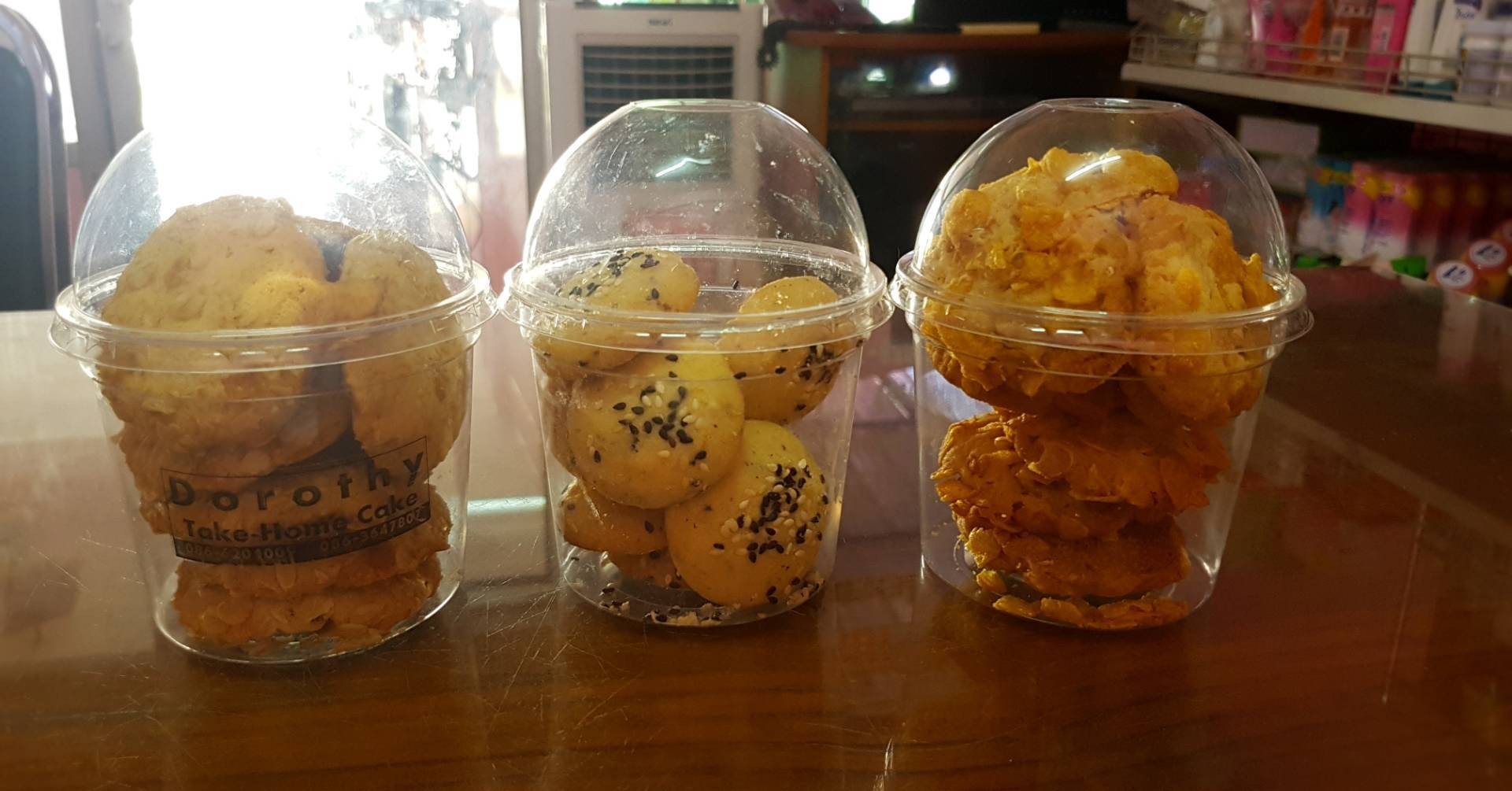 รีวิว Dorothy Take home Cake นครสวรรค์ - รสชาติใช้ได้ มีให้เลือกหลากหลาย