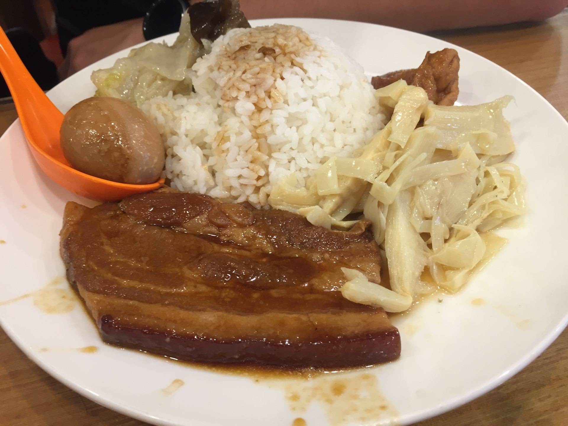 รีวิว longshan - Delicious and cheap. Easy to order due to they have ...