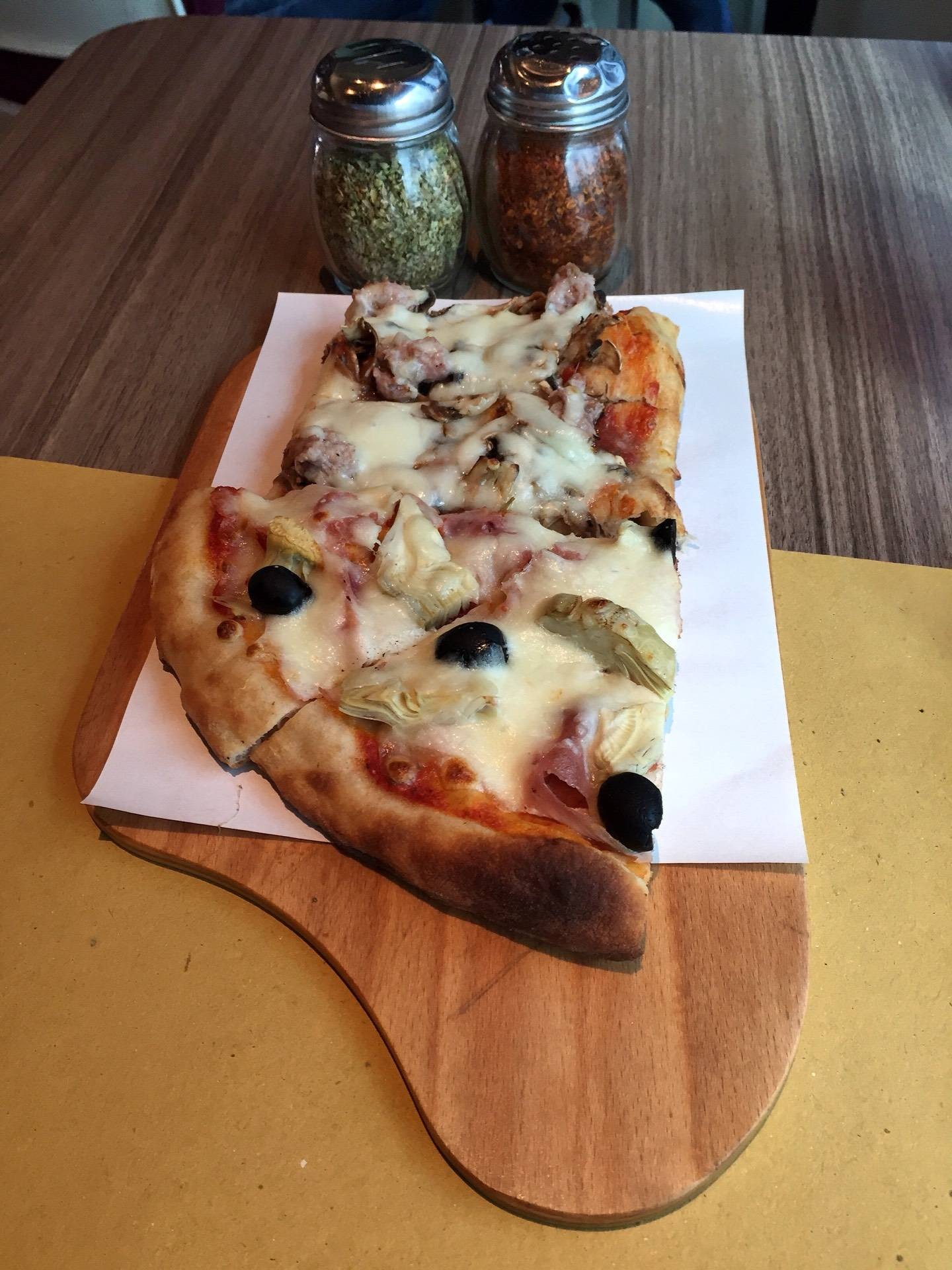 PIZZA ร้าน Pala Pizza Romana MRT สุขุมวิท