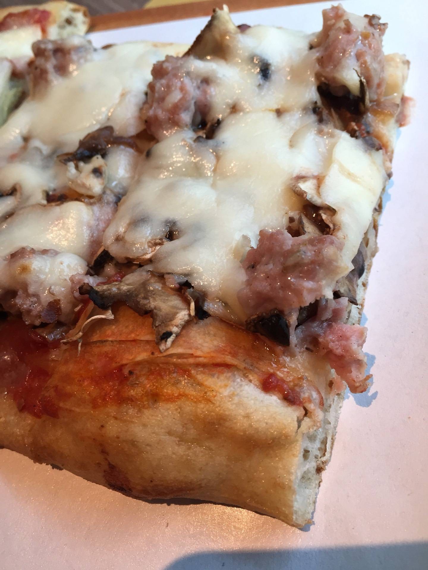 BOSCAIOLA ร้าน Pala Pizza Romana MRT สุขุมวิท