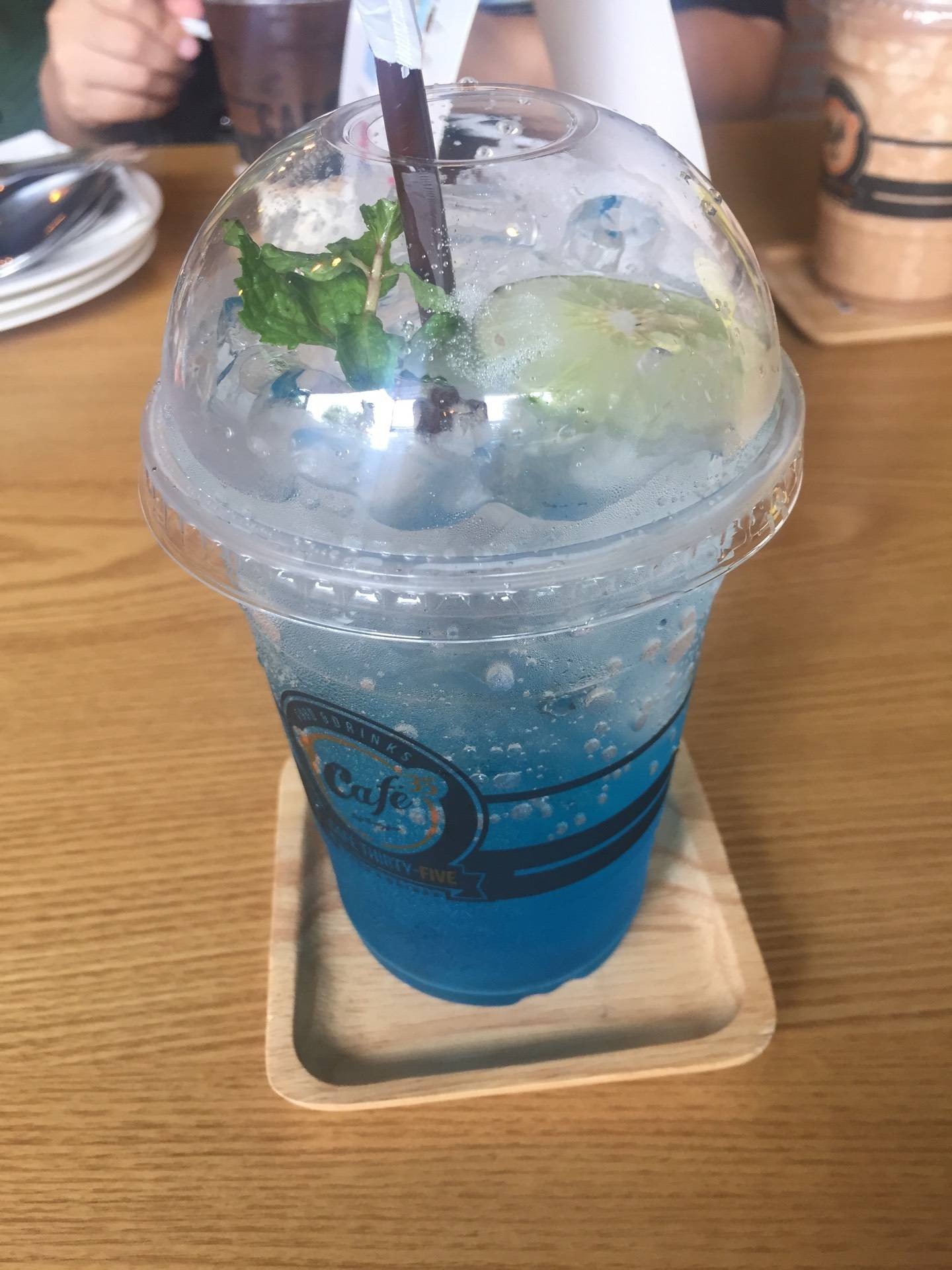 รีวิว Cafe'35 Pattaya - อาหารอร่อย บริการกันเอง