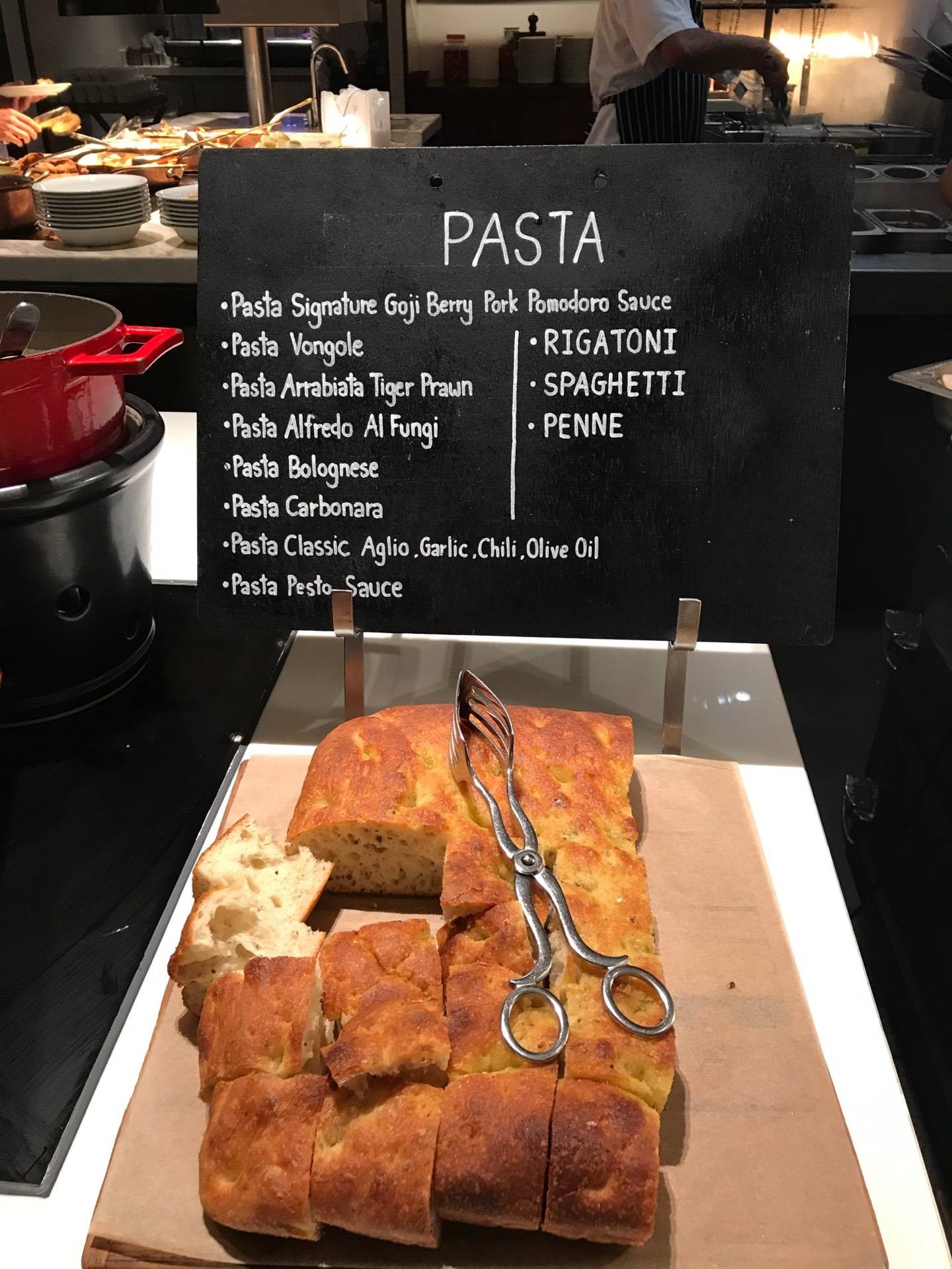 รูป Goji Kitchen + Bar Bangkok Marriott Marquis Queen’s Park