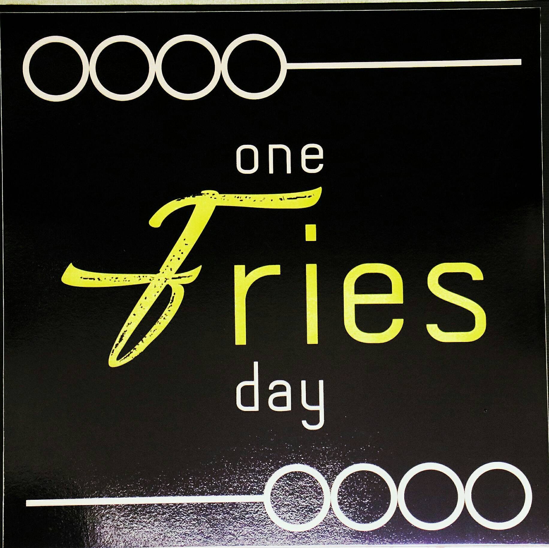 รีวิว One Fries Day - ร้านของทอดราดชีส.....