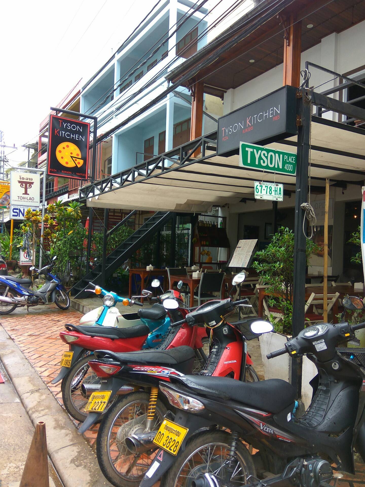 ร้าน Tyson Kitchen Vientiane, Laos | รีวิวร้านอาหาร