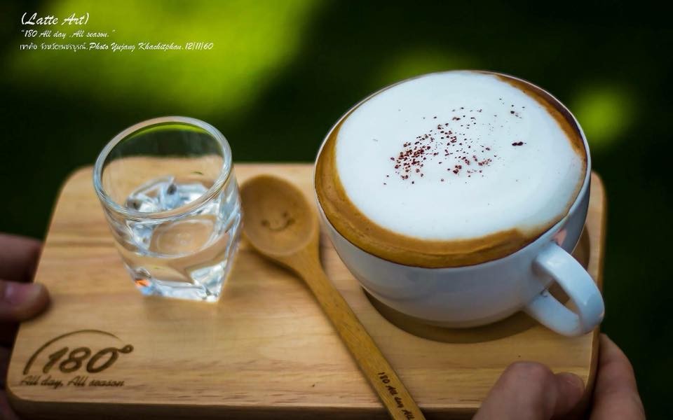 ร้าน 180 cafe 180 All Day All Season Hostel | รีวิวร้านอาหาร