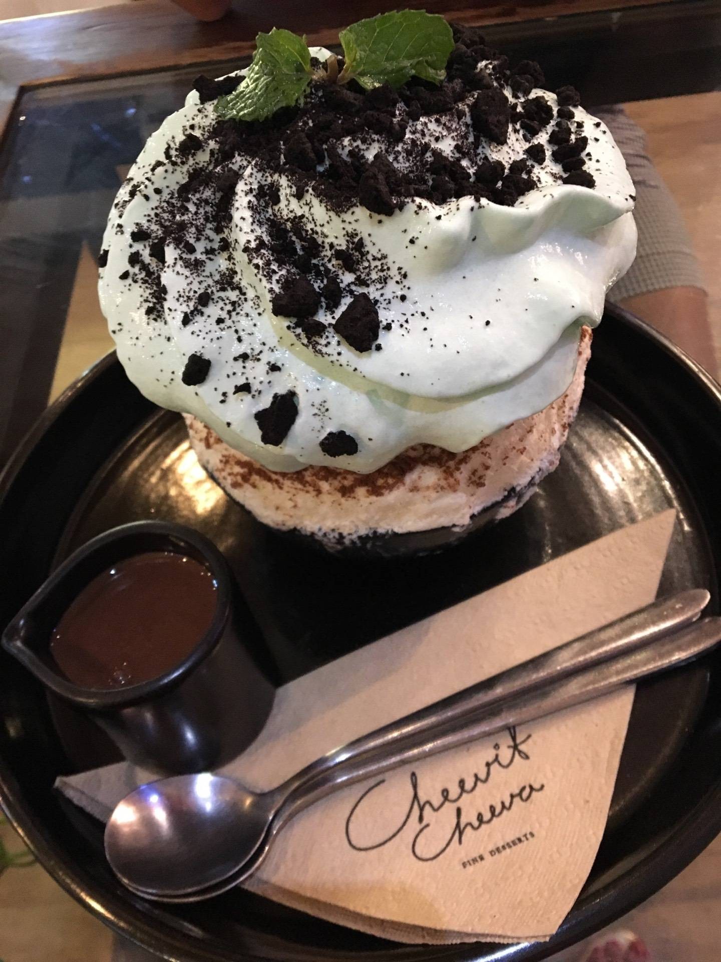 รีวิว Cheevit Cheeva ศิริมังคลาจารย์ ซอย 7 - รักทุกอย่างที่เป็น ชีวิต ...