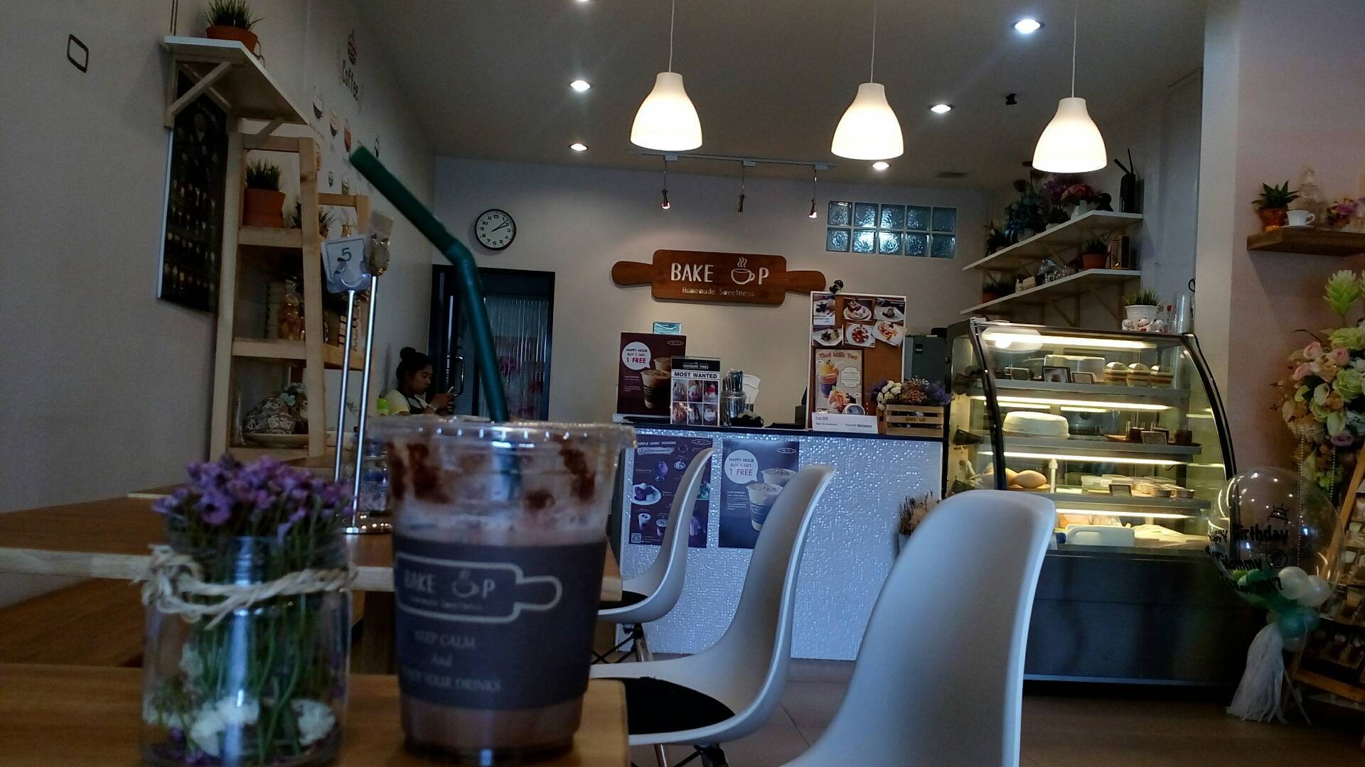 รีวิว Bake Up - ร้านนั่งชิลแห่งใหม่ "Bake Up Homemade Sweetness" พร้อม ...