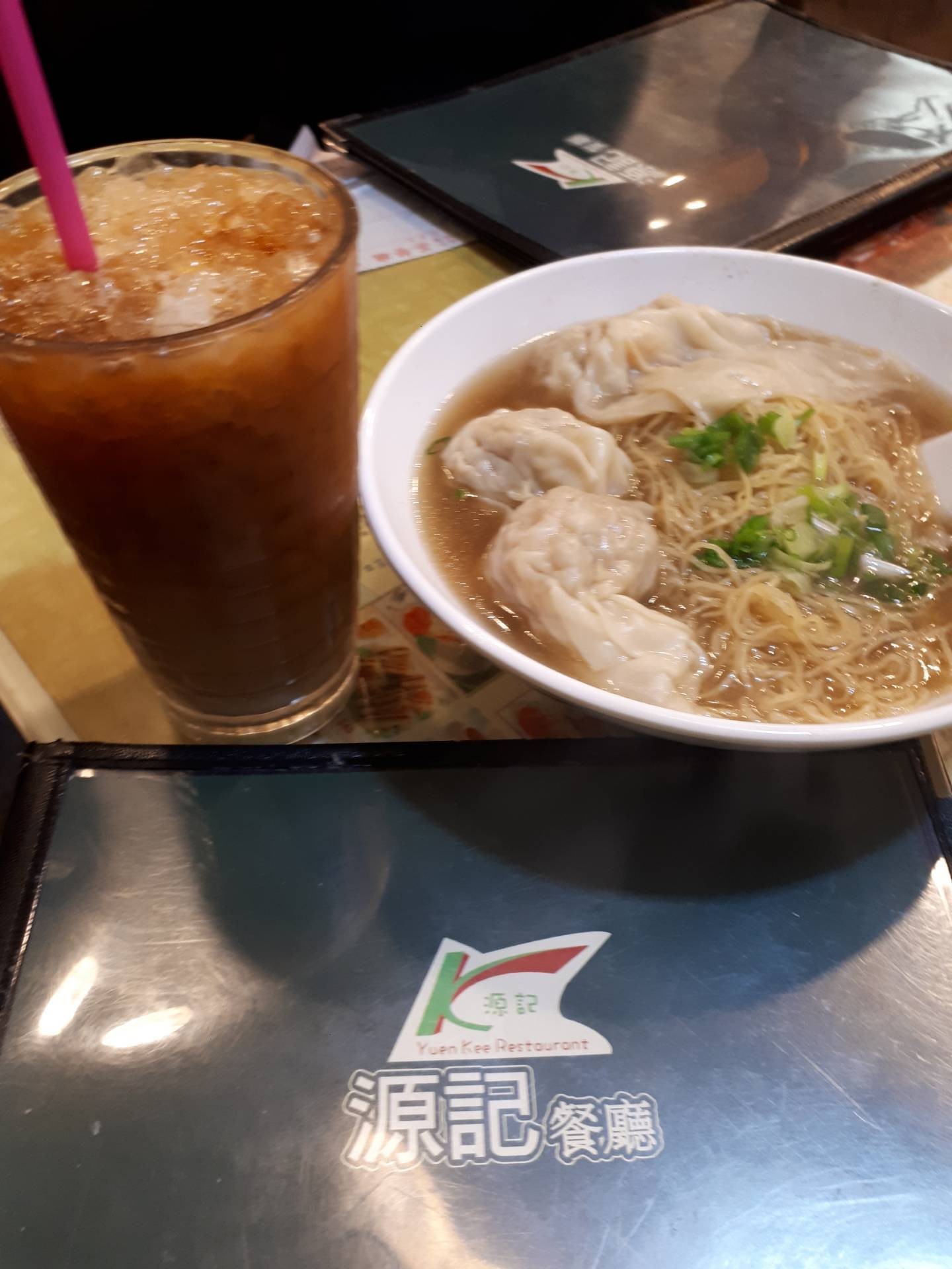 รีวิว Yee Shun Milk Company Jordan - เกี้ยวกุ้งอร่อยนะ ข้าวหน้าเนื้อ ...