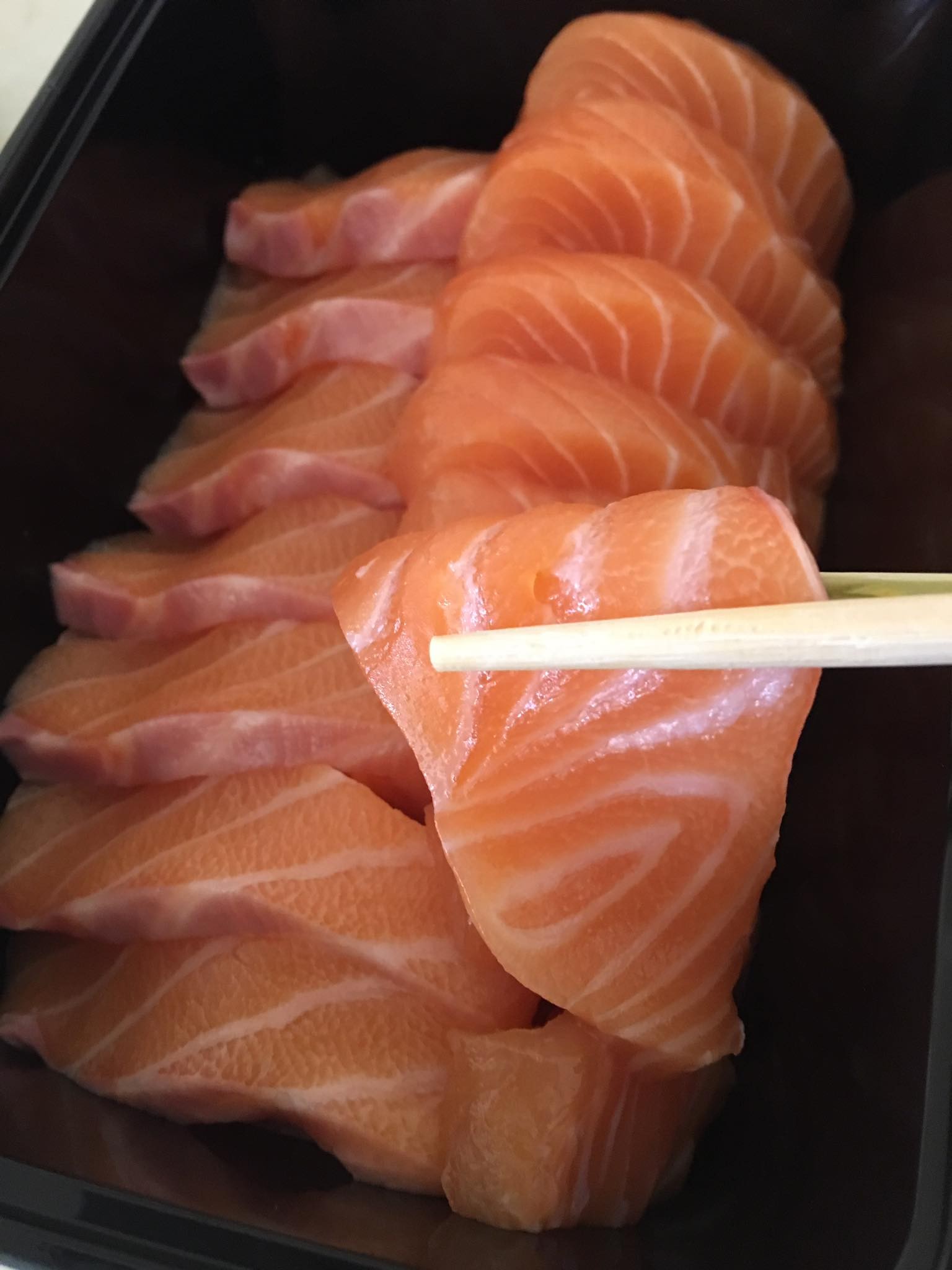 รีวิว Salmonroom เวียงบัว - เป็นปลาแซลม่อน ที่สด ฉ่ำมากๆ ระดับเทพ ...