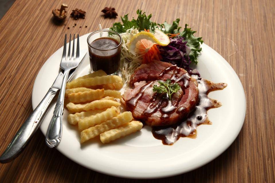 Moo Moo "Fast Fresh Daily" - สั่งอาหารเดลิเวอรี | Wongnai x LINE MAN