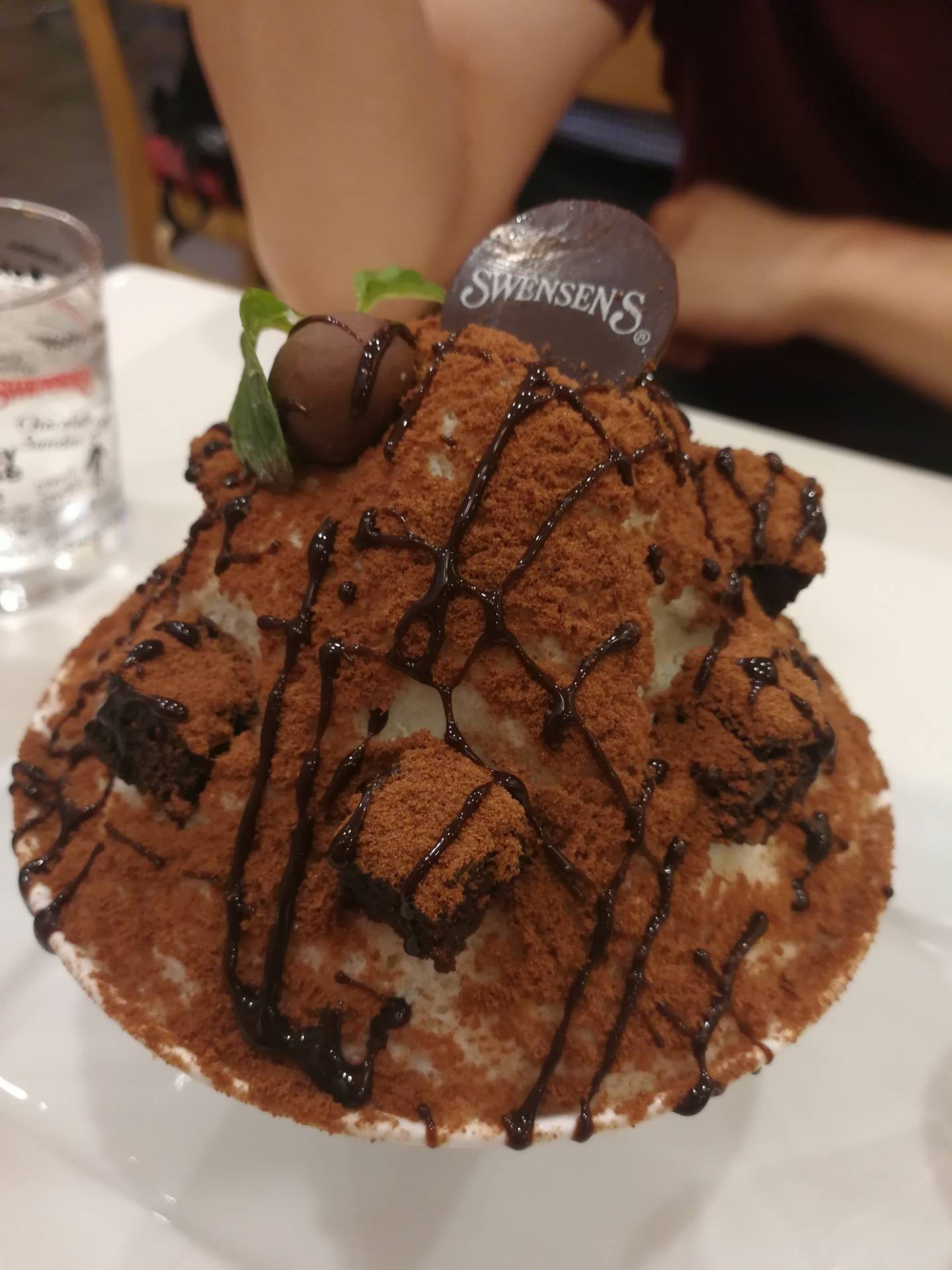 รีวิว Swensen's ROBINSON BANGRAK - บิงชูละลายไวมาก - Wongnai