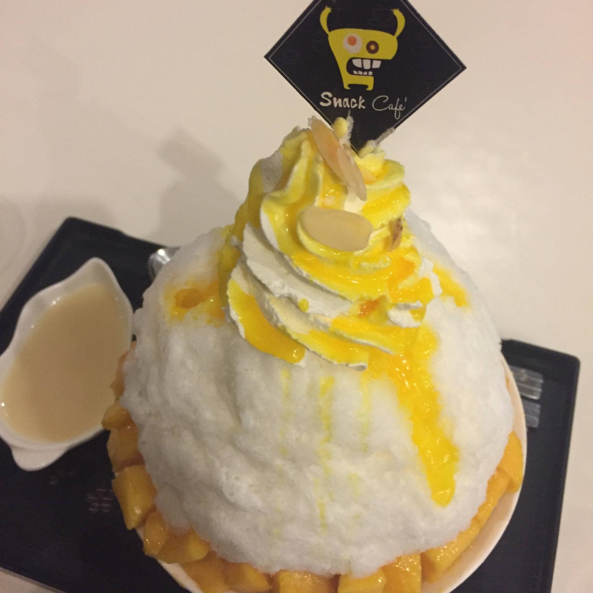 รีวิว Snack Cafe หน้าโรงเรียนสภาราชินี - แวะมาทานของคาว-หวาน