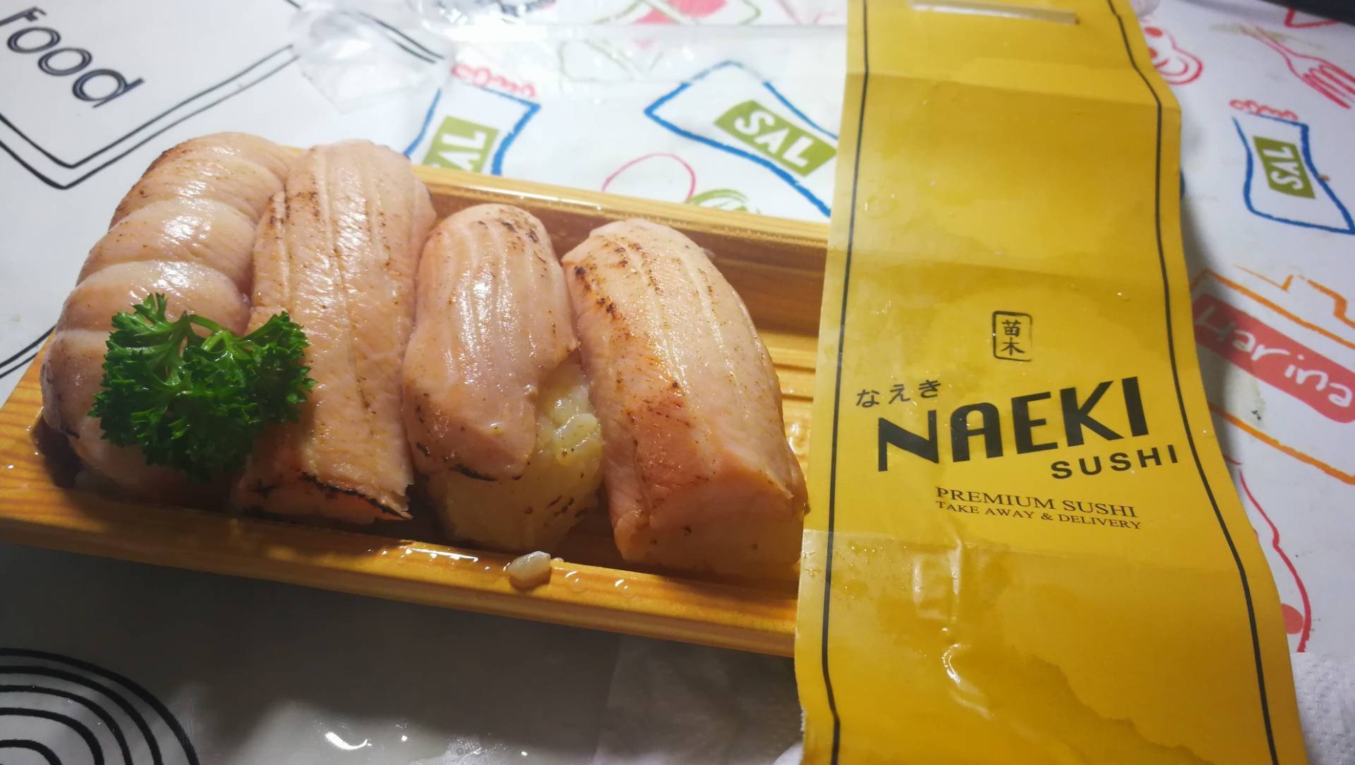 รูป NAEKI SUSHI BTS Siam