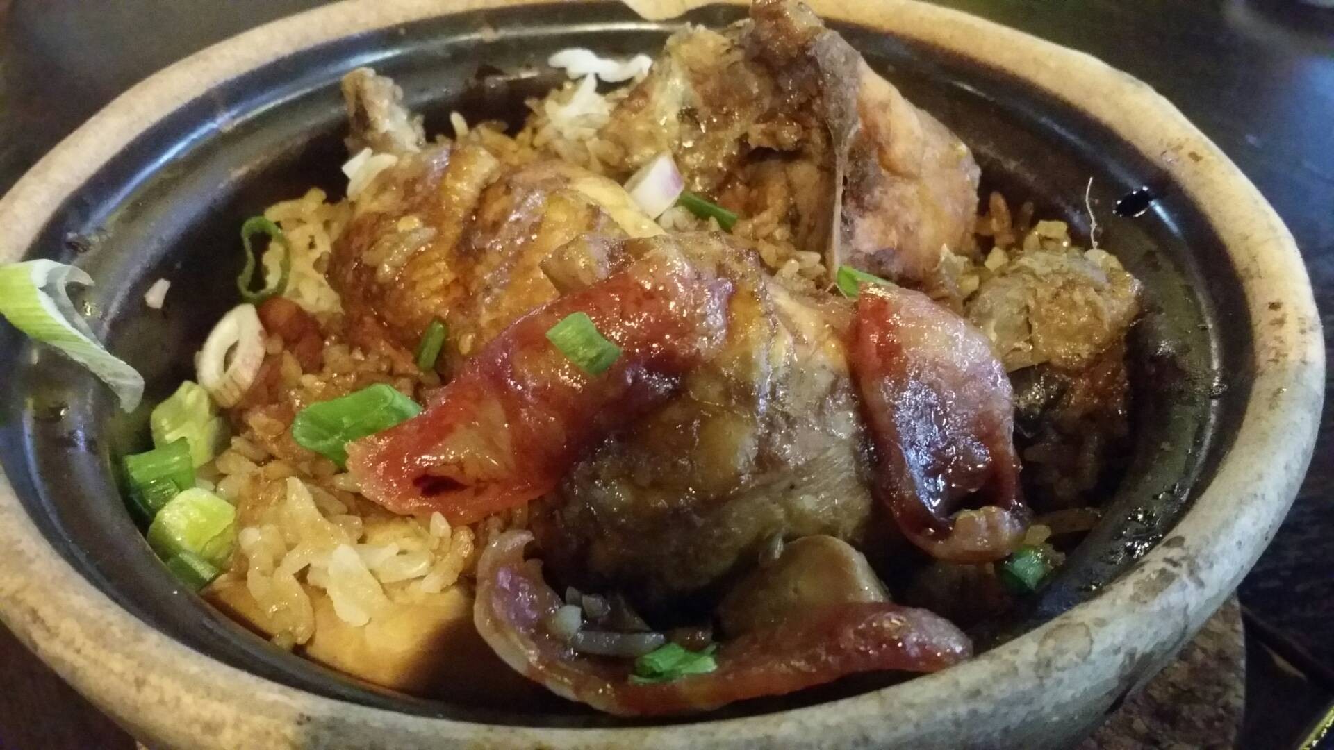 รีวิว Huen Kee Claypot Sentosa - ข้าวอบไก่มาเลย์ อร่อย