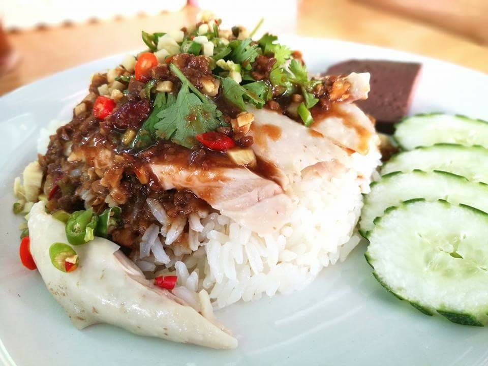 รีวิว Mun ra ka - ข้าวมันไก่ตอน.ไก่นุ่ม..ข้าวหอมนุ่ม.ไม่เลียนน้ำมัน..น้ำซุปสุดอร่อย มีแซบเล้ง ...