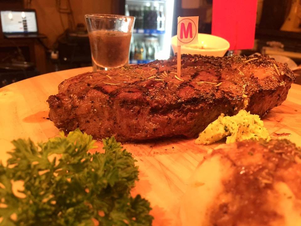 ร้าน Uncle Pui Hobbit Steak House บางเลน ลำลูกบัว | รีวิวร้านอาหาร