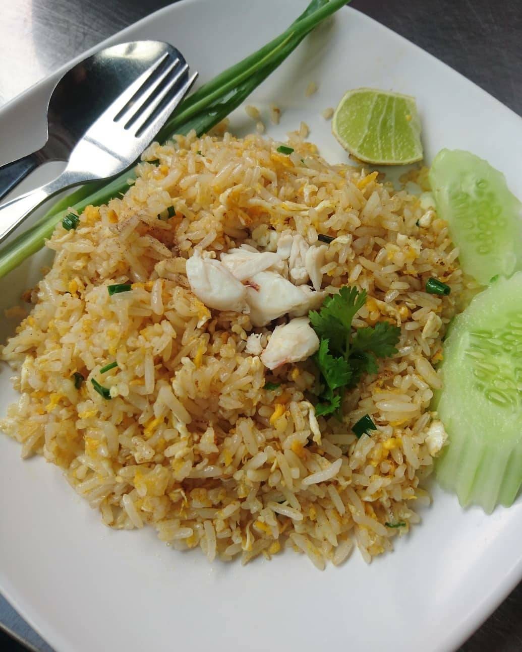 รีวิว ข้าวผัดปูเมืองทอง 1 ต้นตำรับ โดยคุณ พิมพร (The Avenue ...