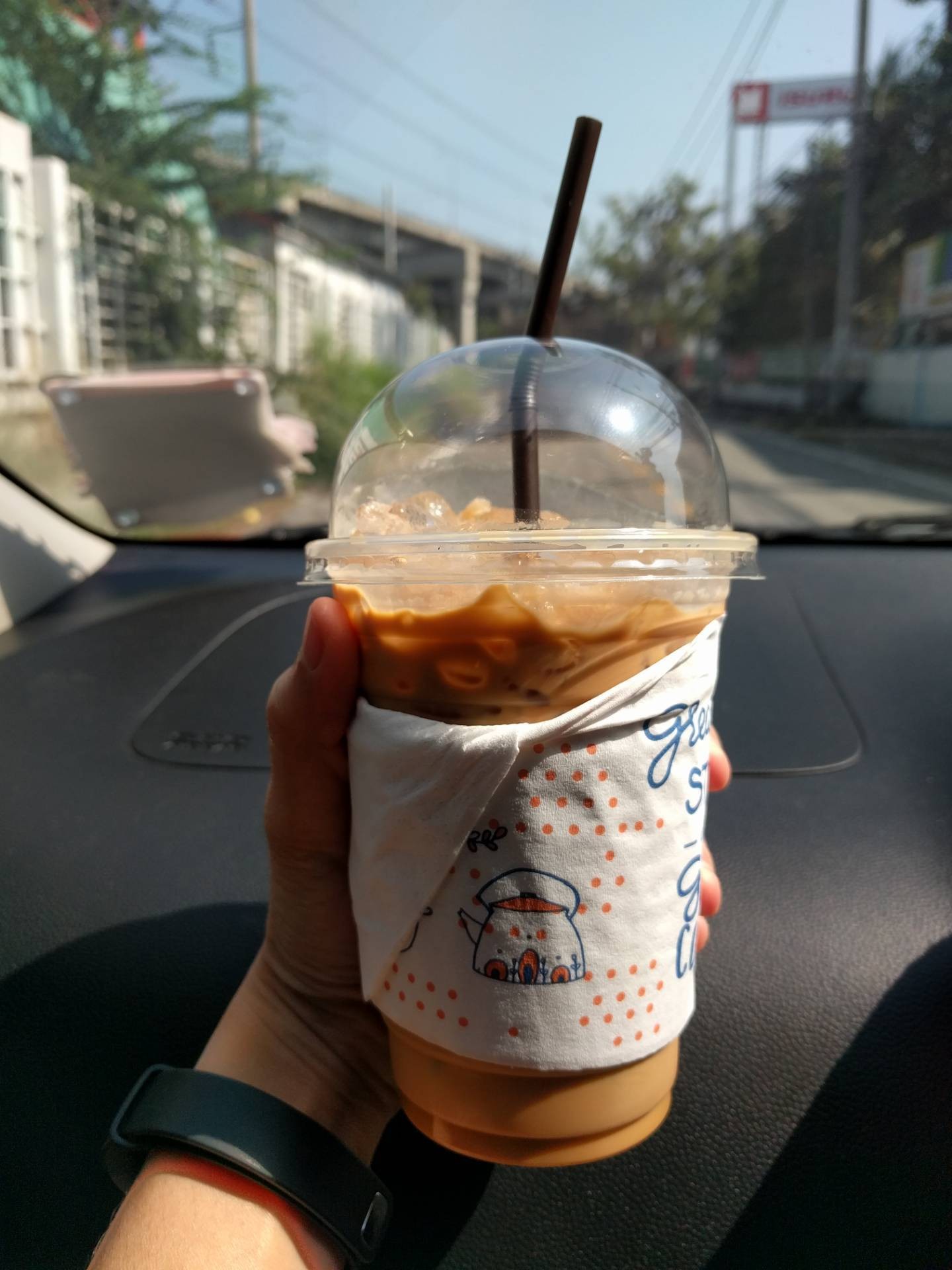 รีวิว I - Mee Coffee Shop - ร้านเครื่องดื่มร้านประจำ