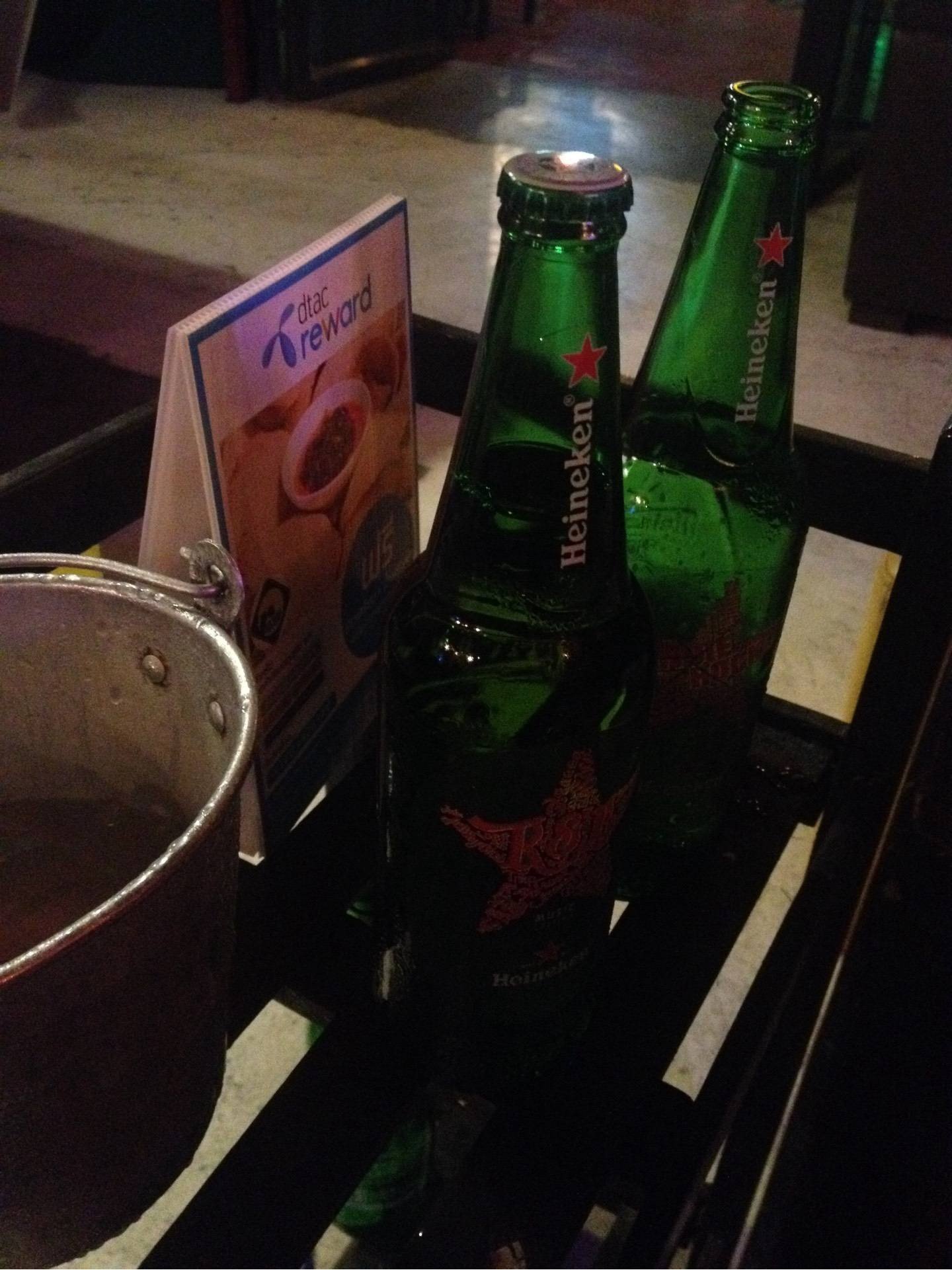 ร้าน RUNWAY CAFE & BISTRO | รีวิวร้านอาหาร