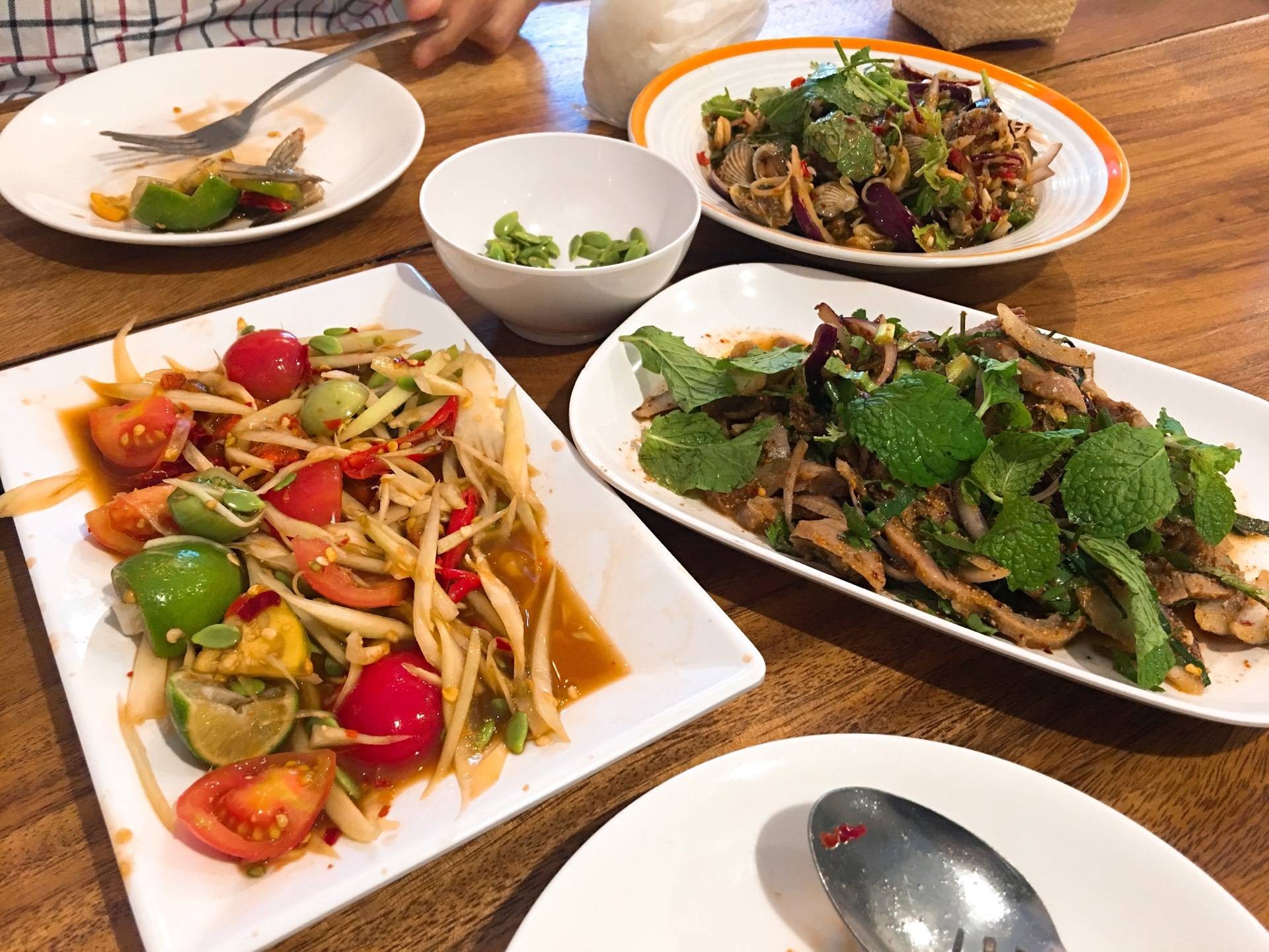 รีวิว ZAB ZAB อาหารอีสาน ส้มตำปูปลาร้า ตำไทย ส้มตำไก่ย่าง ส้มตำกุ้งสด ...