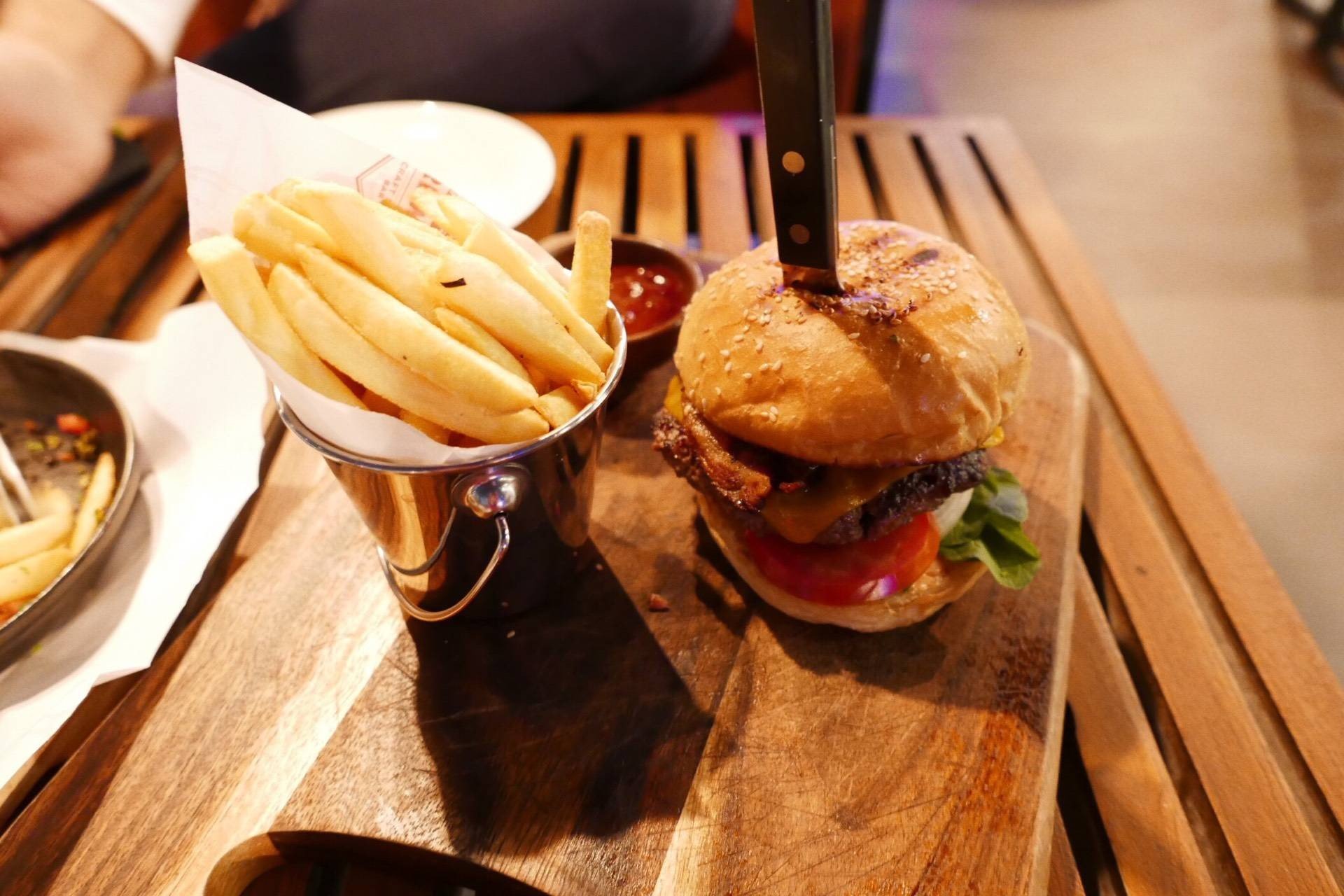 ร้าน Brewski Rooftop Bar | รีวิวร้านอาหาร