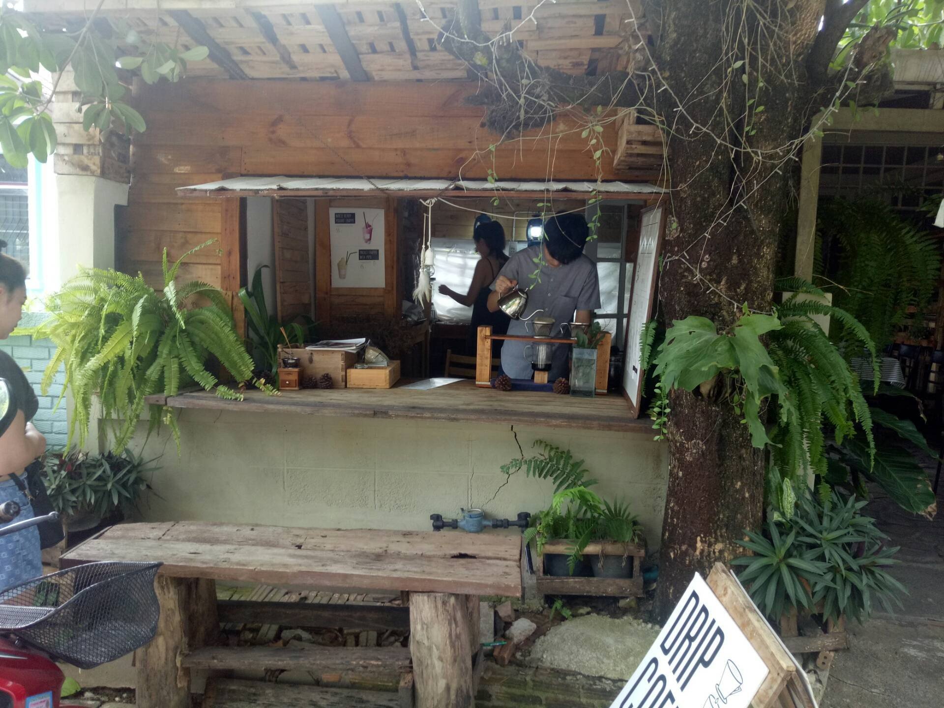 รีวิว MI-STI Coffee & Pizza - กาแฟมีสติ ณ.ร้านมีสติคาเฟ่