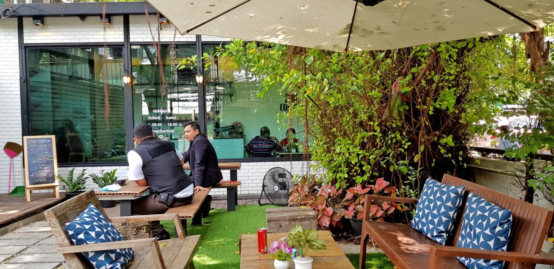 รีวิว Cho Coffee - ร้านกาแฟเล็กๆ - Wongnai