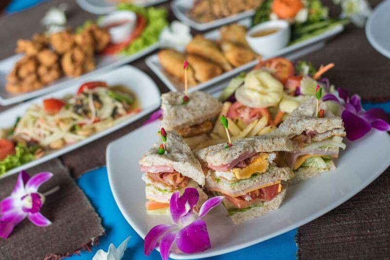 รีวิว Tha Chom Poo TopView Gassan Khuntan - จุดแวะพักทานข้าวชมวิว ทะเล ...