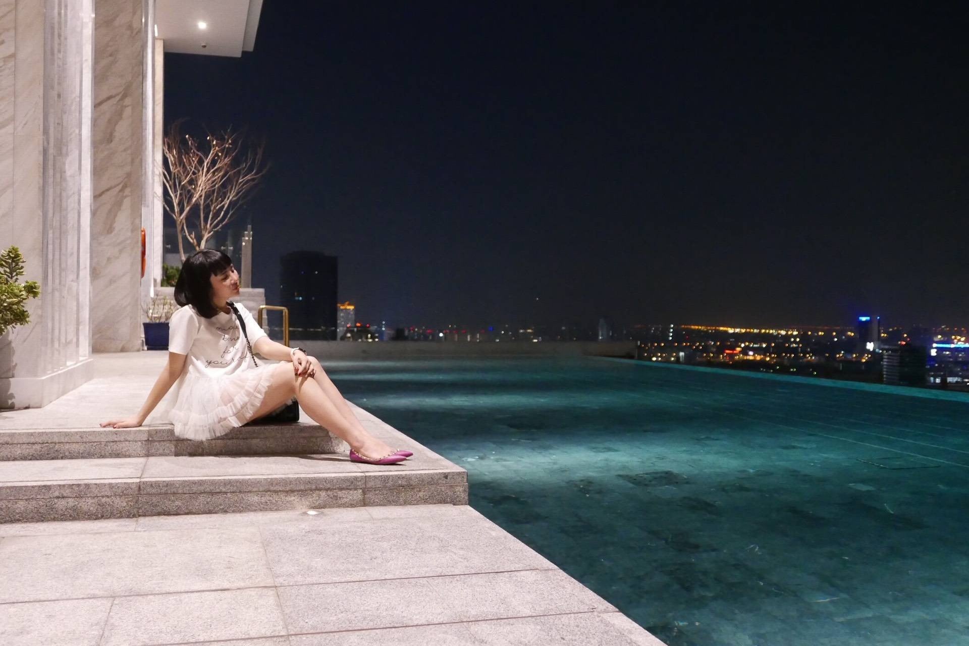 รีวิว The Marble Bar 137 Pillars Suites Bangkok - Rooftop ในซอยสุขุมวิท ...