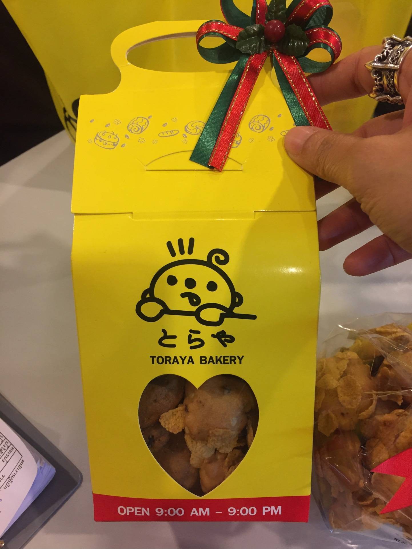 รีวิว Toraya Bakery Nihonmachi - ร้านเบเกอรี่สไตล์ญี่ปุ่น - Wongnai