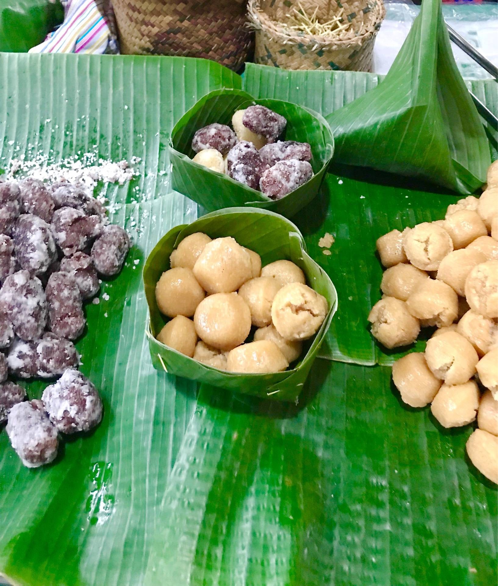 ขนมปำ, ขนมด้วง ร้าน หลาดใต้โหนด