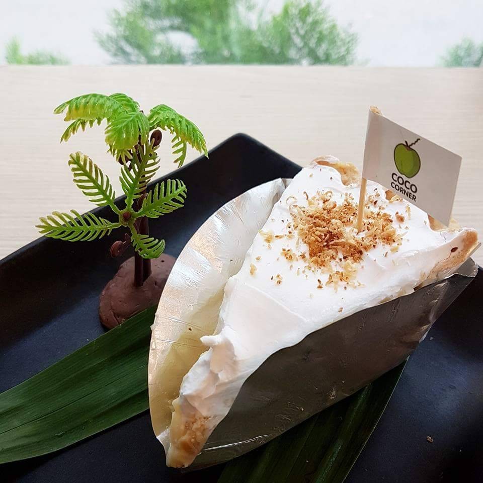 รีวิว Coco corner coconut - ร้านแห่งมะพร้าวววววว~