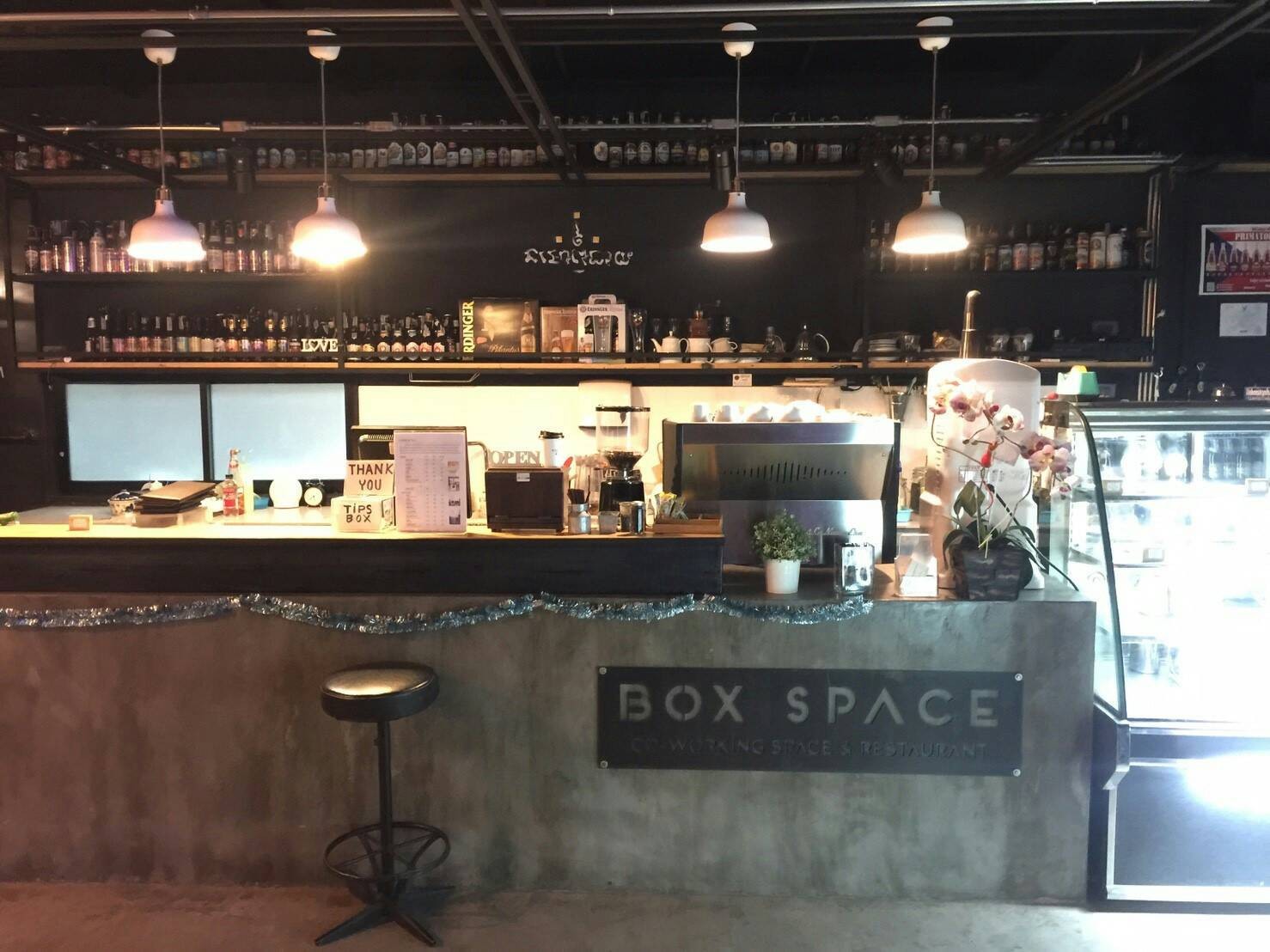 รีวิว Box Space - ทำงานได้ แฮงค์เอ้าท์ได้