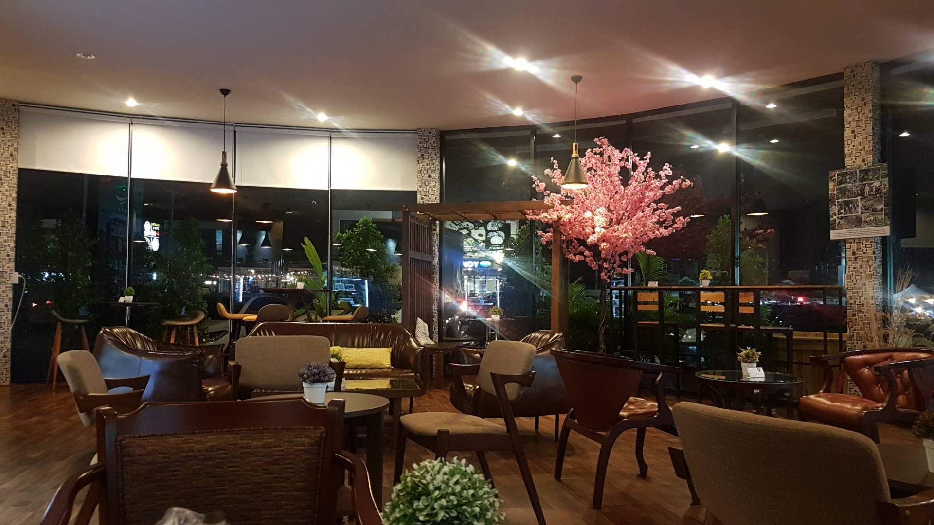 ร้าน Check In Cafe | รีวิวร้านอาหาร - Wongnai