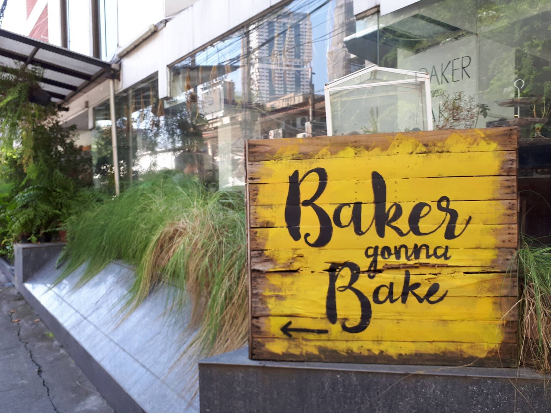 รีวิว Baker Gonna Bake Cafe - ลาเต้ร้อนอร่อยมาก สปาเก็ตตี้จืดมาก