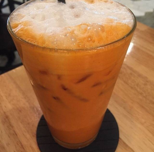 รีวิว Home Cake Cafe - ร้านนี้เด็กๆเยอะ เพราะใกล้ รร อาหารรสชาติดี