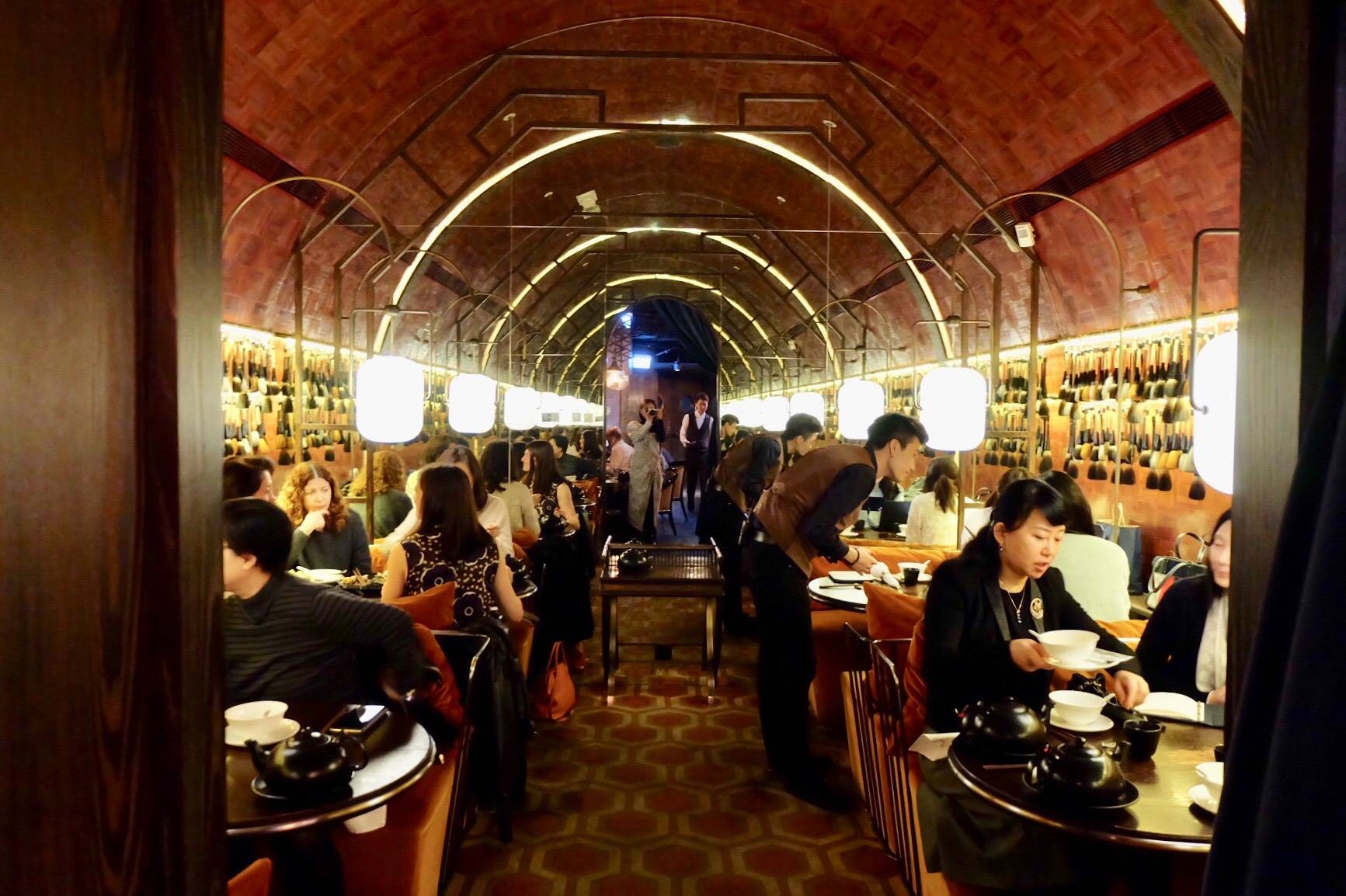 รีวิว Mott 32 - เลอค่าบรรยากาศคลาสสิค กับเป็ดปักกิ่ง หมูแดง และติ่มซำ ...