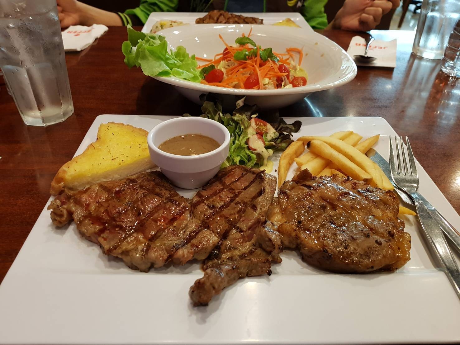 รีวิว Jeffer Steak เดอะมอลล์ โคราช - มื้อเที่ยงกับJeffer