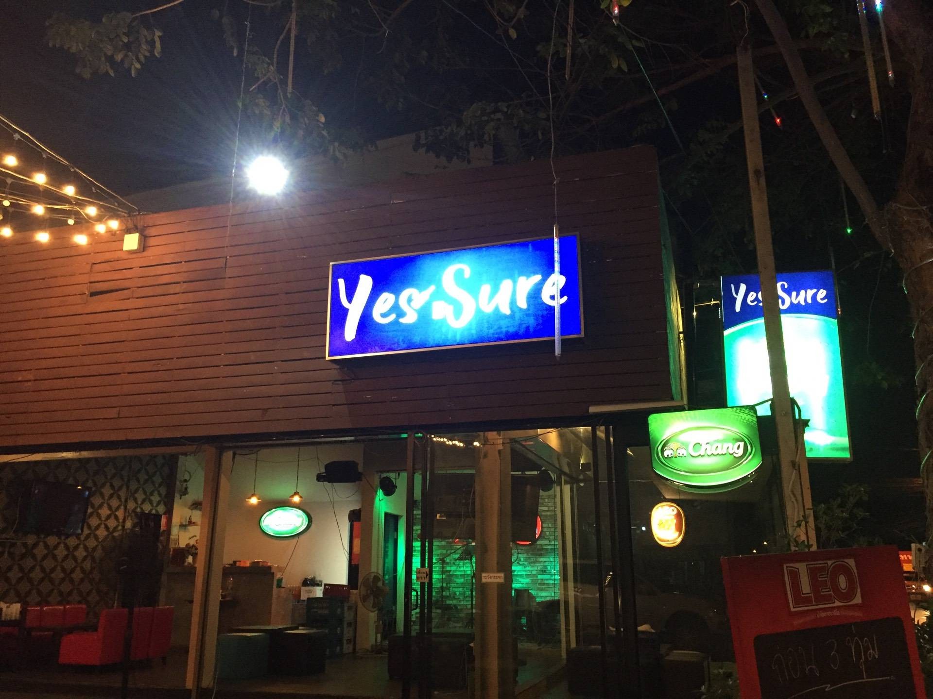 รีวิว Yes Sure - อาหารอร่อยราคาไม่แพงบรรยากาศชิวๆมีดนตรีสดทุกคืน