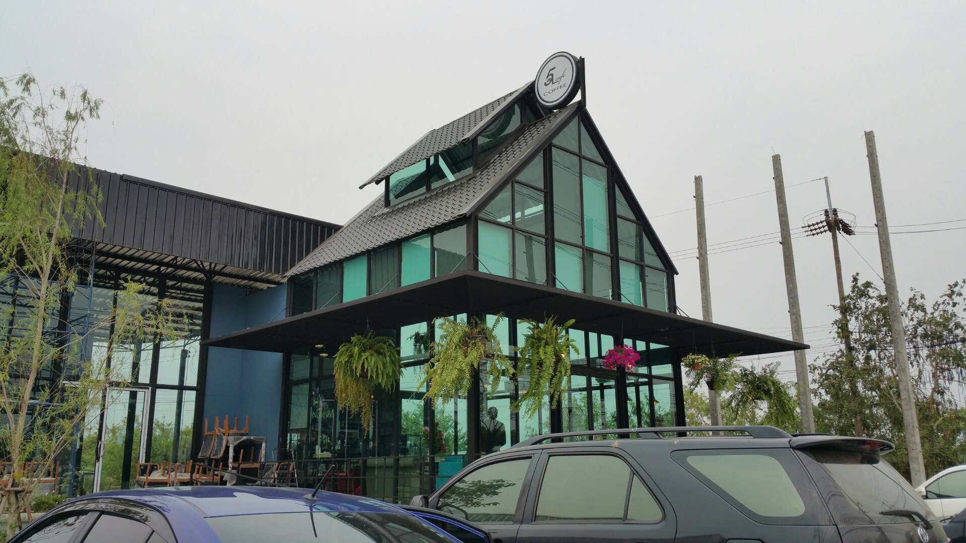 รีวิว ML5 Coffee@ 8ริ้ว & อิ่มพุง เรสเตอรองค์ ลาดขวาง - ร้านกาแฟสวยๆ ...