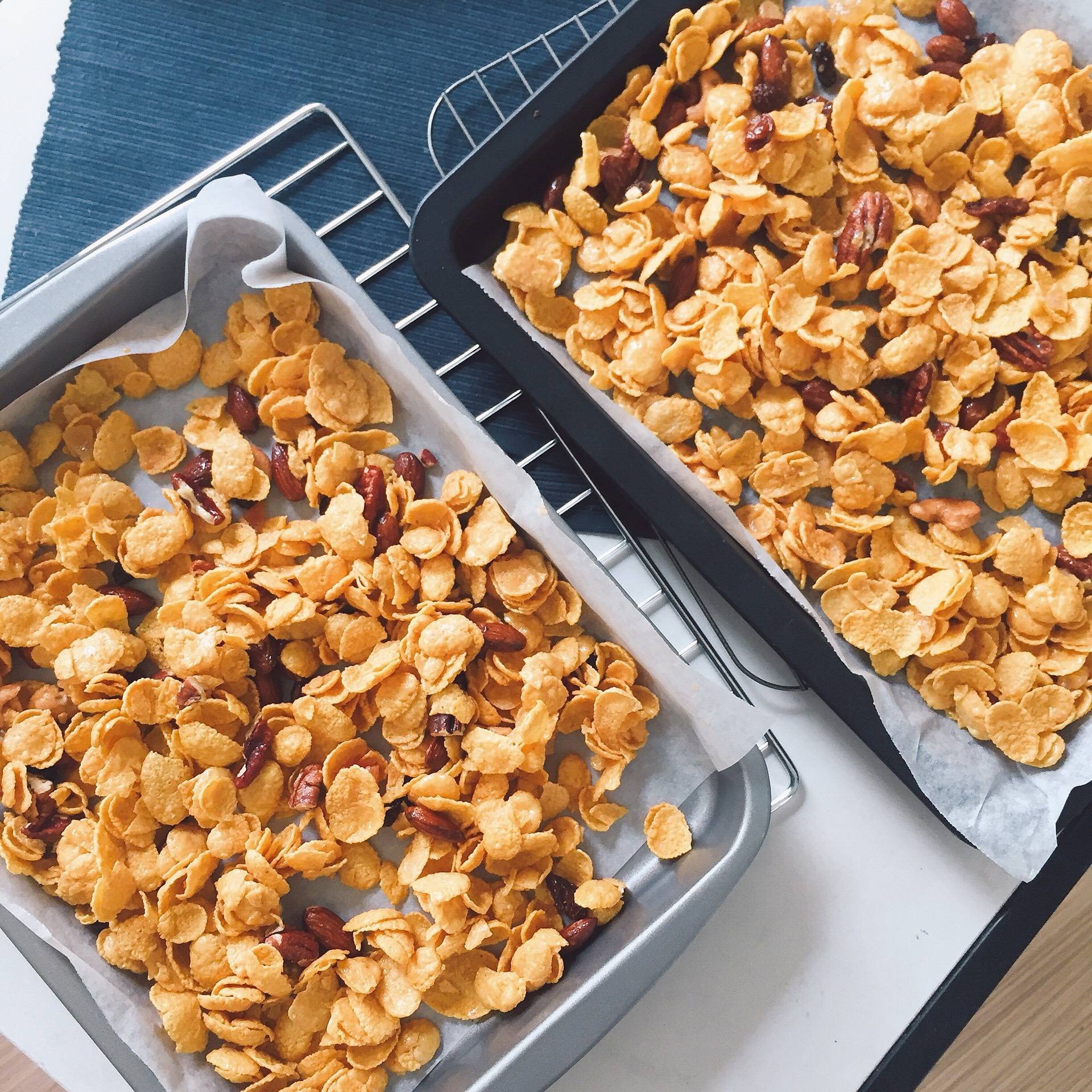 สูตร Caramel Cornflake แสนหวาน พร้อมวิธีทำโดย Pnskitchen