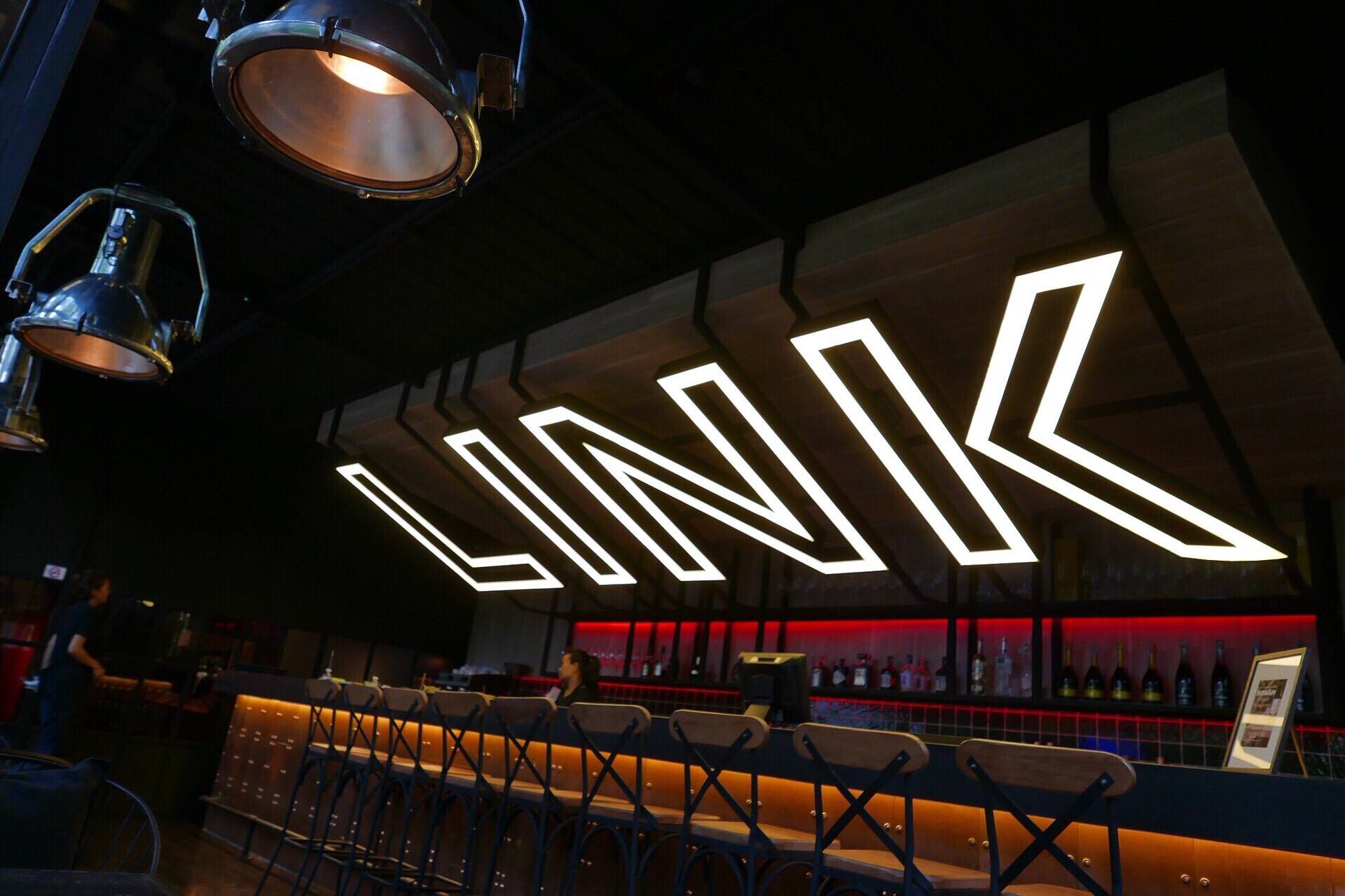 รีวิว LINK Cuisine and Bar - มาสูดอากาศ ร้านแนว Tropical