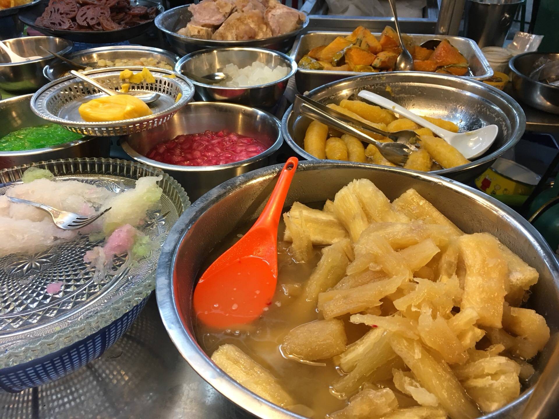 ร้าน ขนมหวาน หน้าหัวหินทันสมัย | รีวิวร้านอาหาร