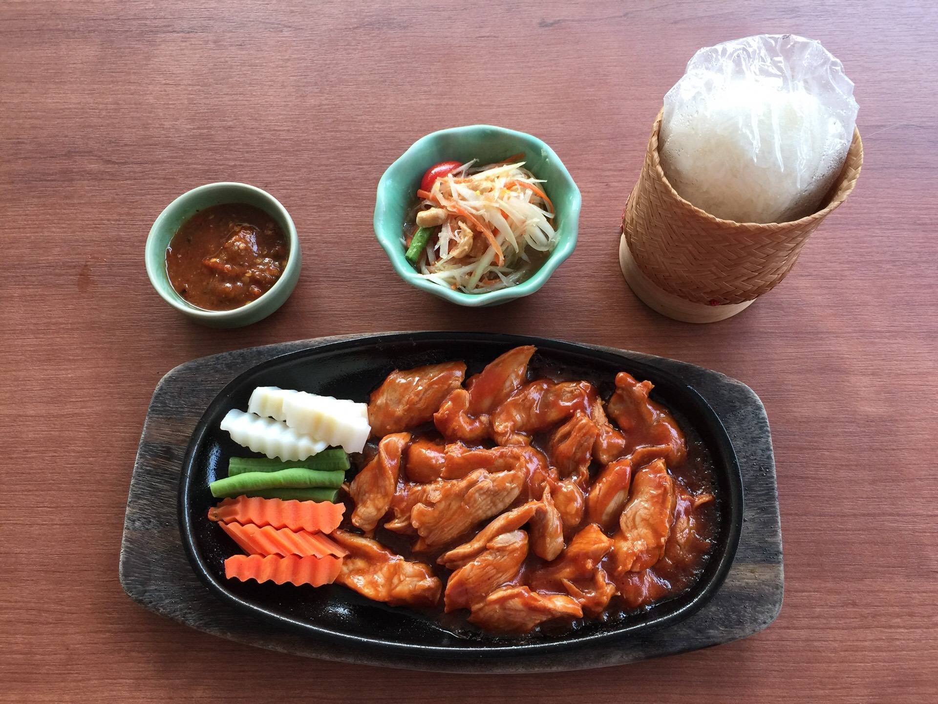 รีวิว Steak Lao ถนนอุดมสุข - ร้านอาหารไทย เจ้าดัง เปิดมานาน ย่านอุดมสุข ...