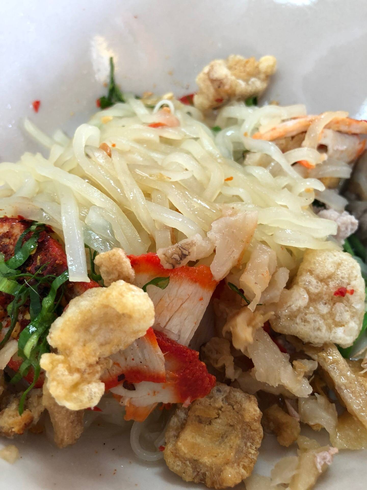 เส้นเล็ก สุโขทัย ร้าน กนกภัณฑ์ - Wongnai