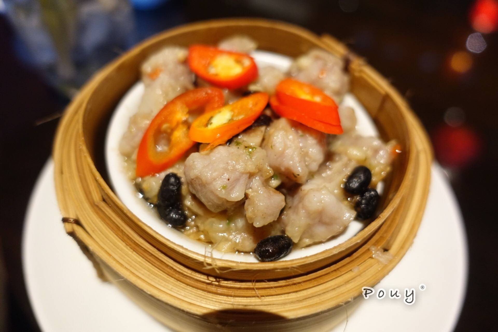 ซี่โครงหมูอบเต้าซี่ • อร่อยทีเดียว ร้าน Fei Ya โรงแรมเรเนซองส์ กรุงเทพฯ ...