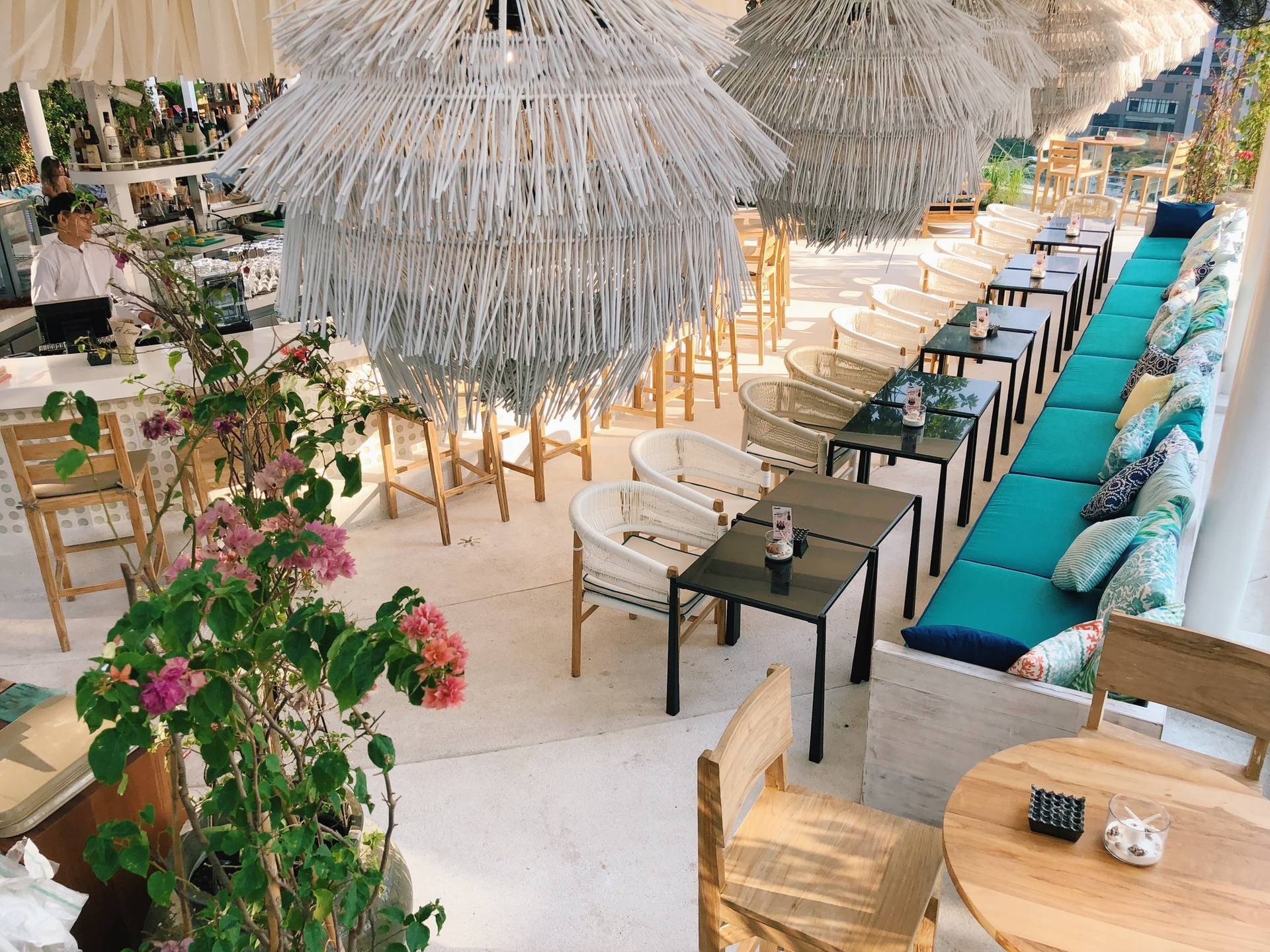 รีวิว Escape Bangkok Emquartier - เปลี่ยนดาดฟ้าธรรมดาให้กลายเป็นทรอปิคอ ...