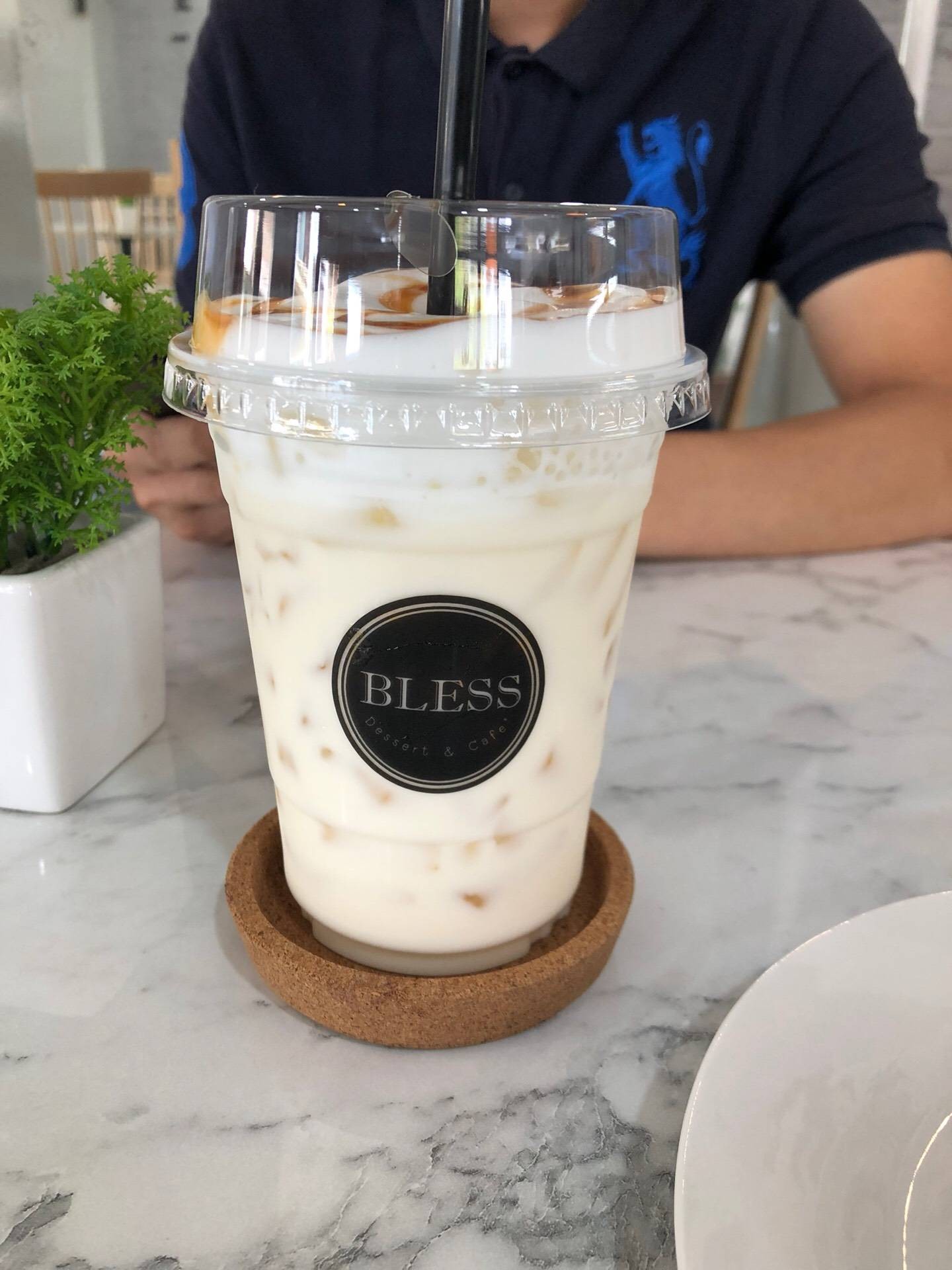 รีวิว BLESS Dessert & Cafe หาดใหญ่ - เครื่องดื่มไม่แพง