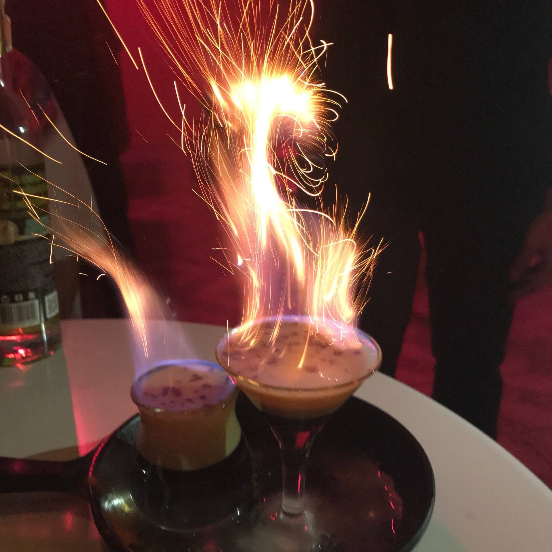 รีวิว Mayan Bar Hatyai - บรรยากาศดี ค็อกเทลเยี่ยม